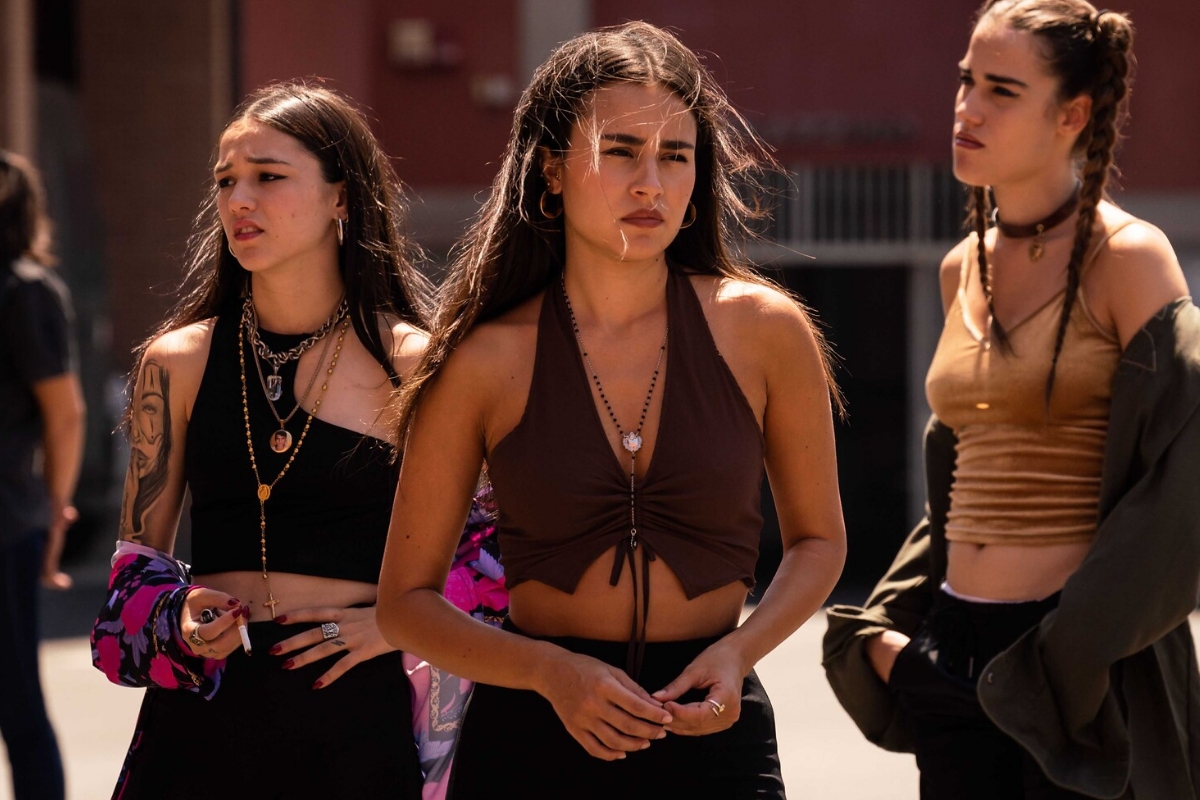 Un Posto al Sole chi è Rosa: attrice Daniela Ioia fa Mare Fuori | Contrataque